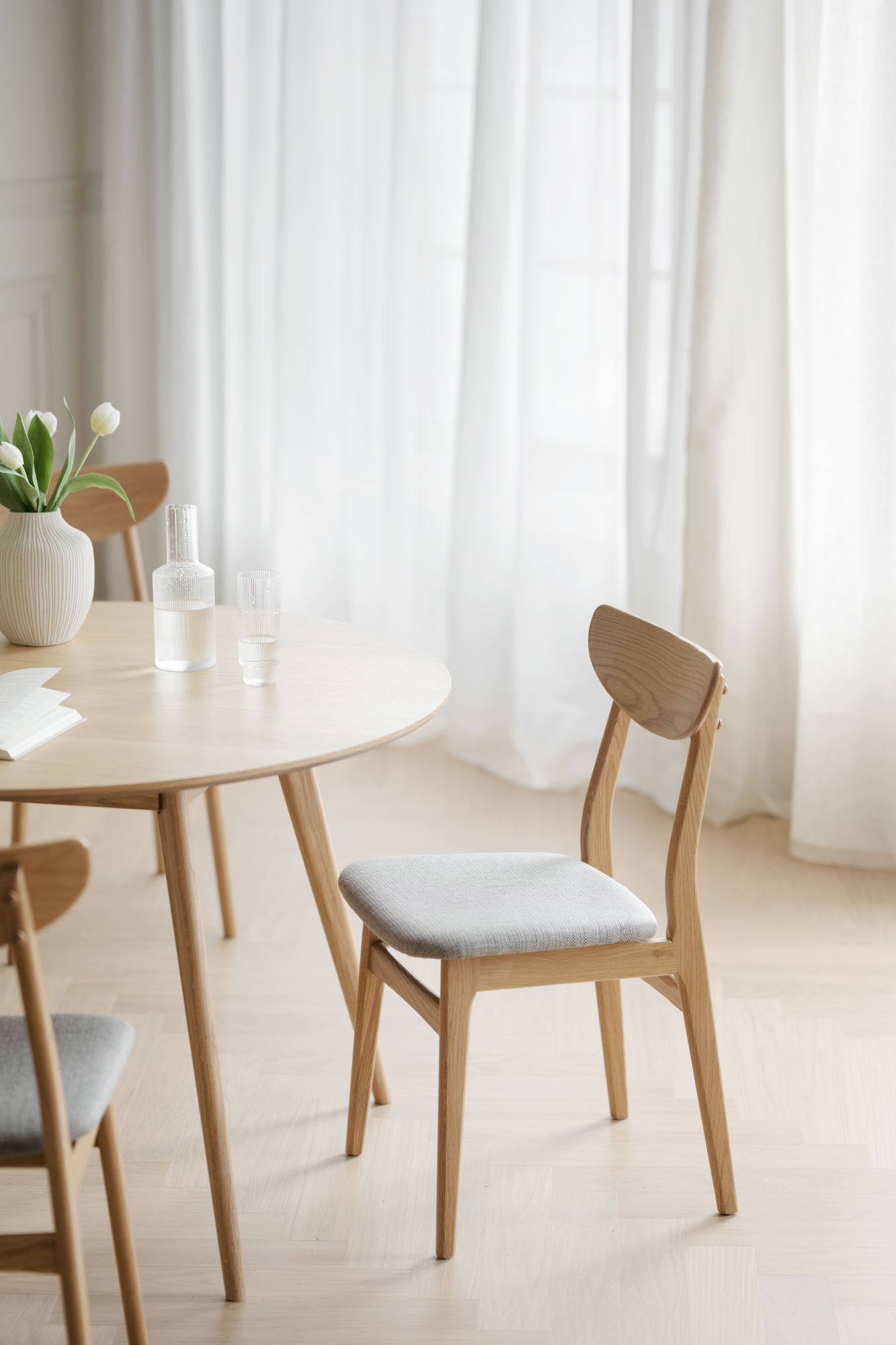 Rowico Home Rodham Matstol Ek/Ljusgrå - Sleepo