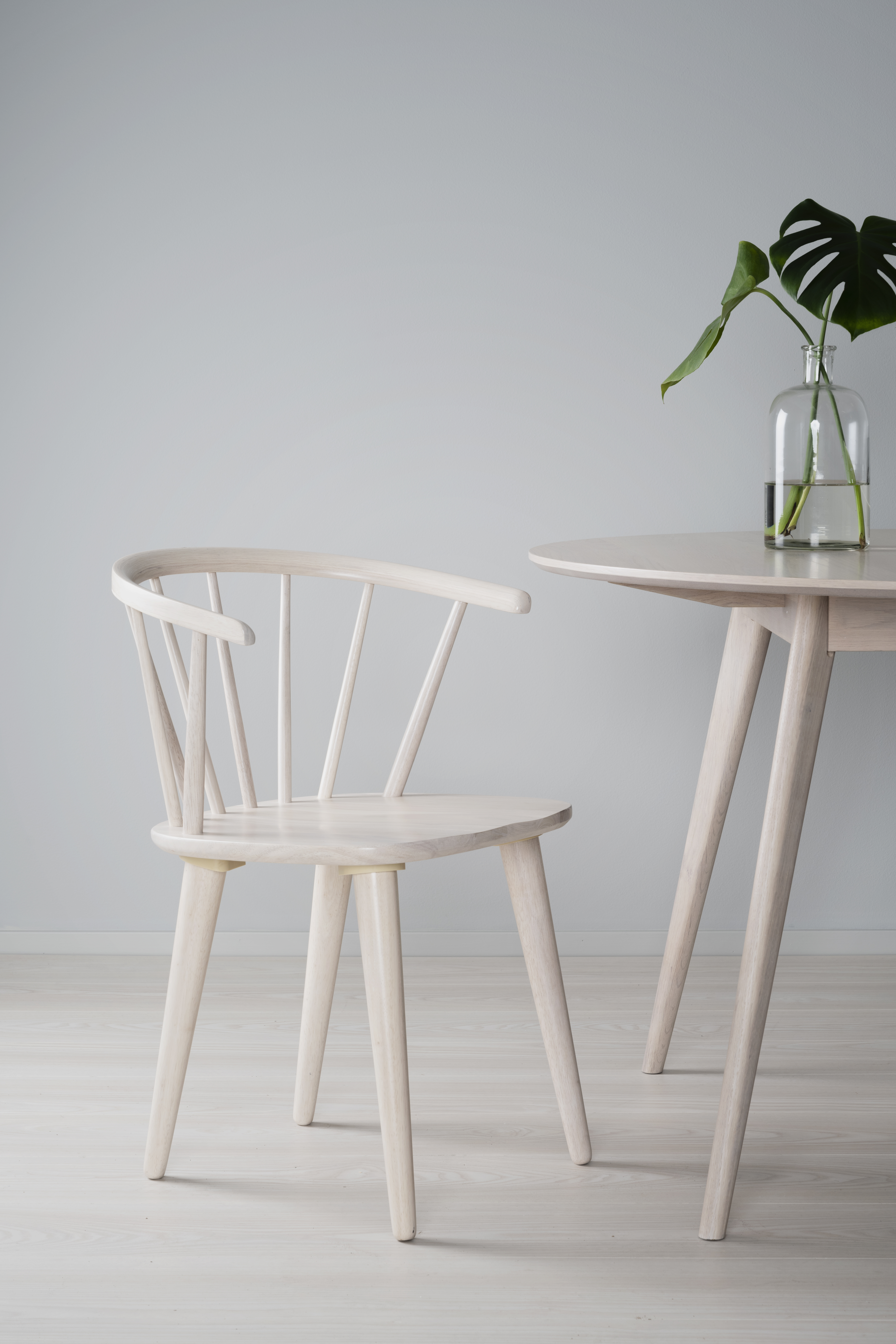 Rowico Home Carmen Matstol Vitpigmenterad - Sleepo